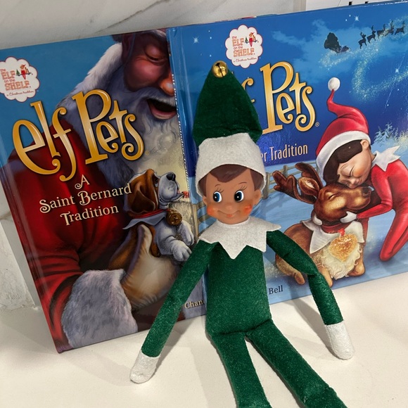 Elf on A Shelf | Toys | Two Elf Pet Books And Green Elf On The Shelf ...